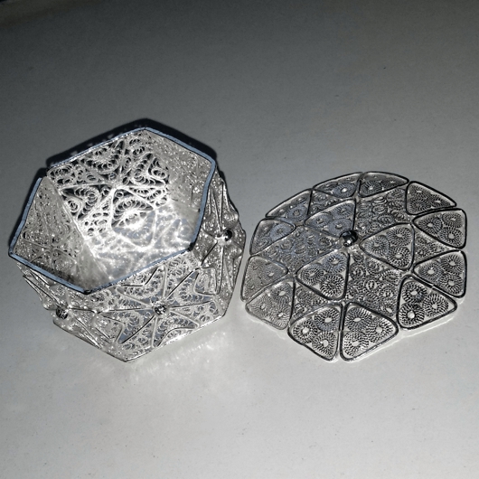 Sterling Silver filigree trinket box Maltese Cross